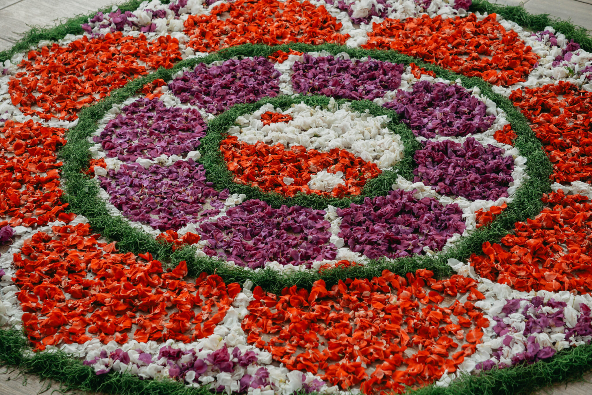 Flower Mandala Making & Meditation - Om Ham Retreat & Resort - Ubud ...